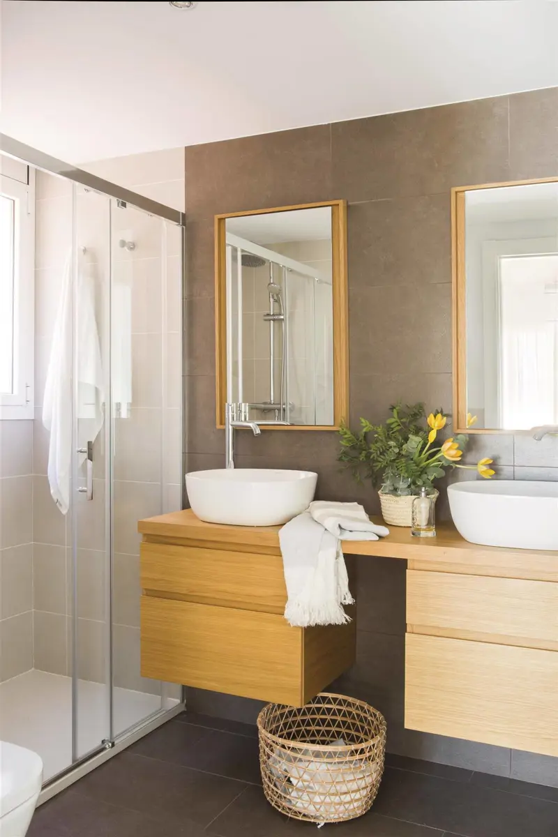 Dimensiones y medidas mínimas del baño en centímetros