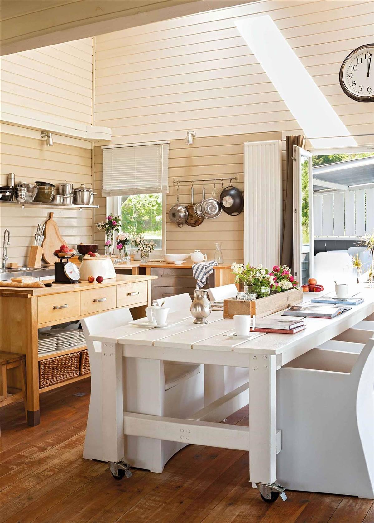 Cocinas rústicas modernas: 30 fotos e ideas llenas de encanto