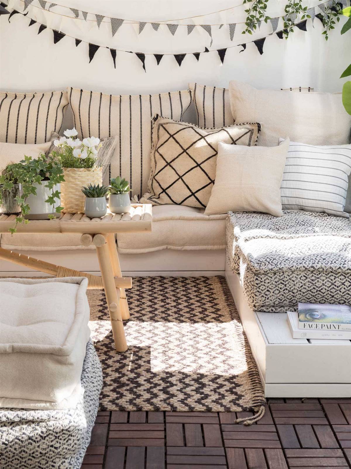 Cómo decorar una terraza pequeña: 40 fotos que te servirán de inspiración