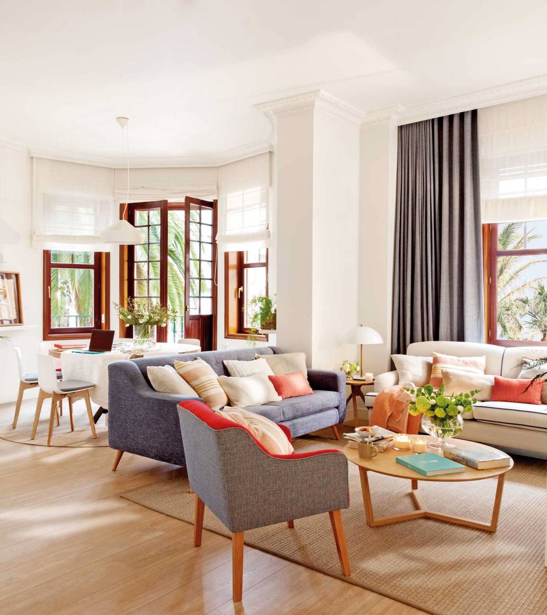 Cómo combinar el sofá y las butacas: 35 ideas que funcionan