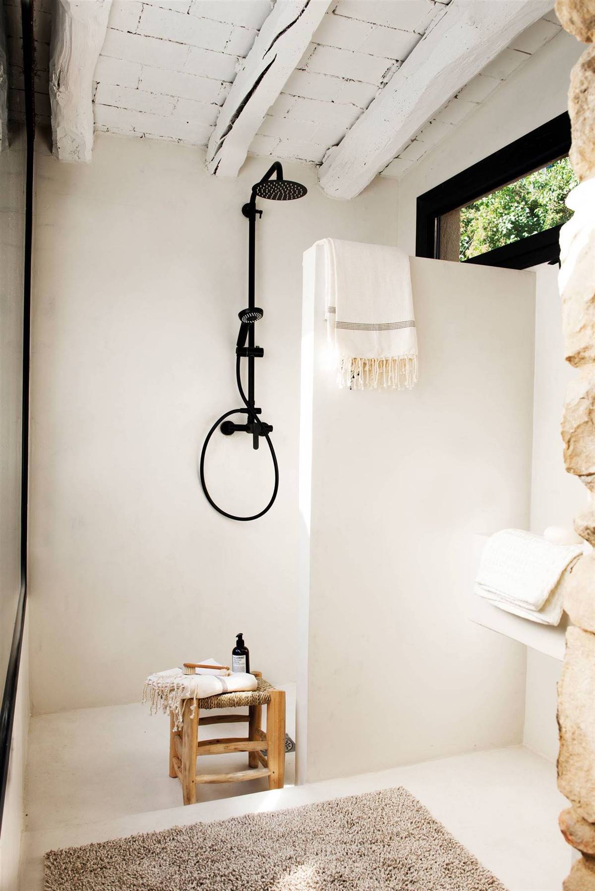 Todo lo que debes saber antes de elegir una ducha de obra