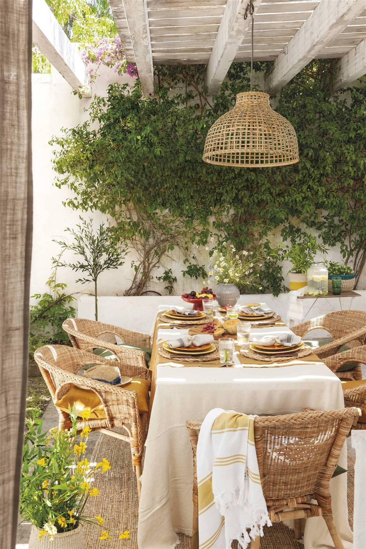 Comedores de verano: 49 propuestas perfectas para comer al aire libre