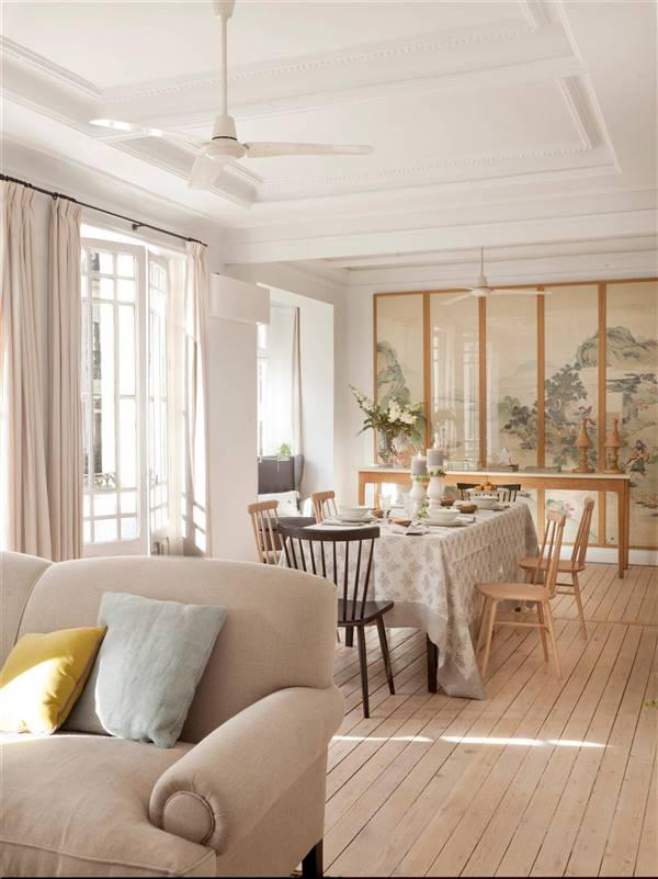 Decora con color arena, la tendencia más cálida del verano