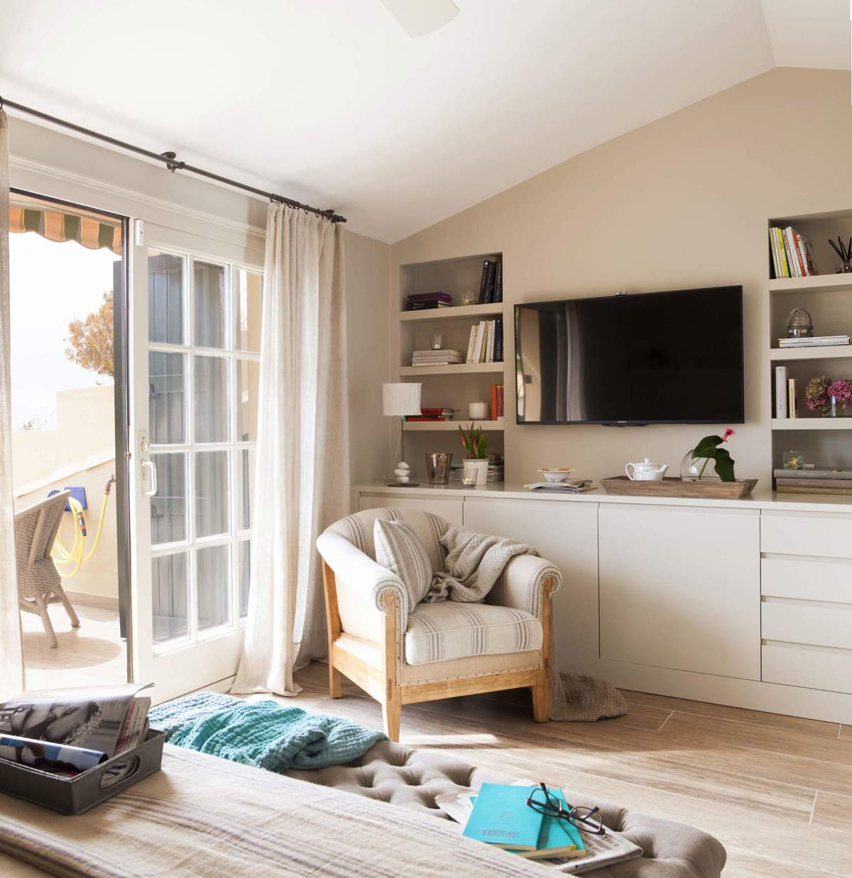 6 FOTOS e ideas ingeniosas para poner la tele en el dormitorio y que te ...