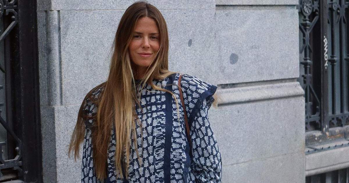 La cocina blanca con office, isla y electrodomésticos de primera ...