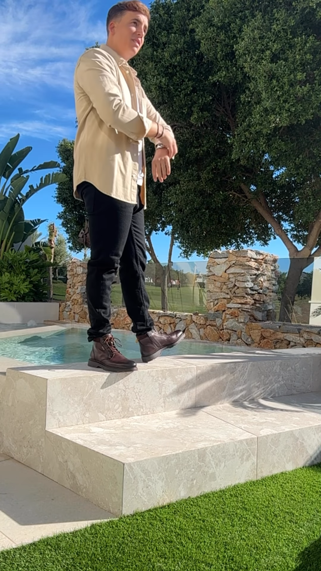 VÍDEO y FOTOS // Así es la casa de Xuso Jones, el nuevo presentador de Operación Triunfo 2023 ...