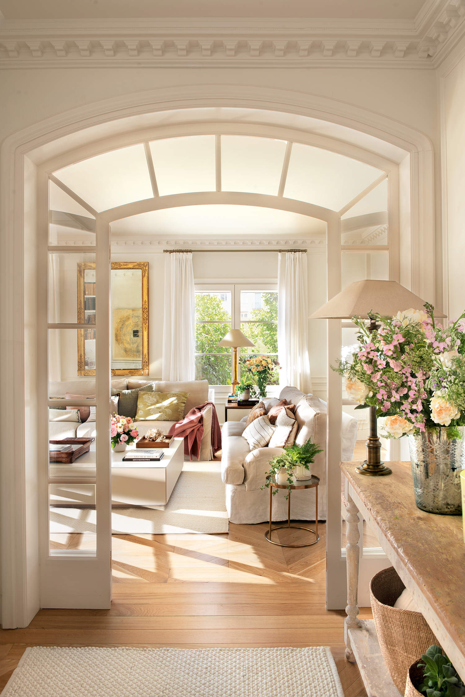 Salones con arcos decorativos: 6 FOTOS e ideas de la revista El Mueble ...