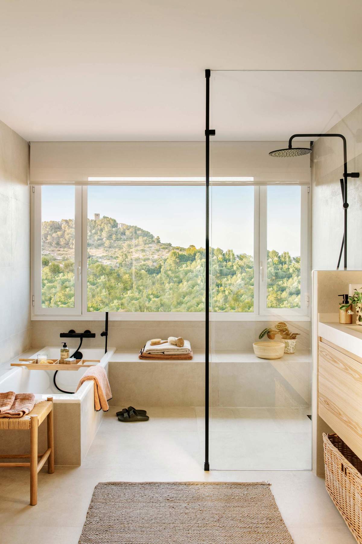 Baños modernos con ducha: 16 FOTOS e ideas de la revista El Mueble que ...