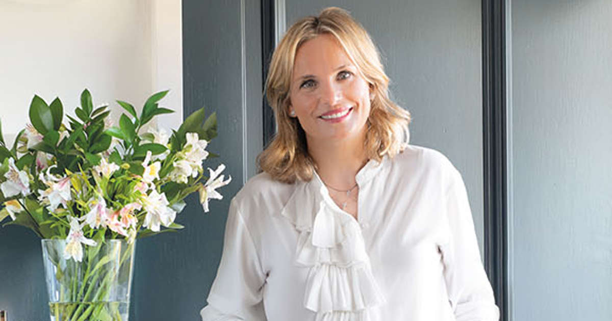 Elena Castells nos deja entrar en esta casa que transmite calma y ...