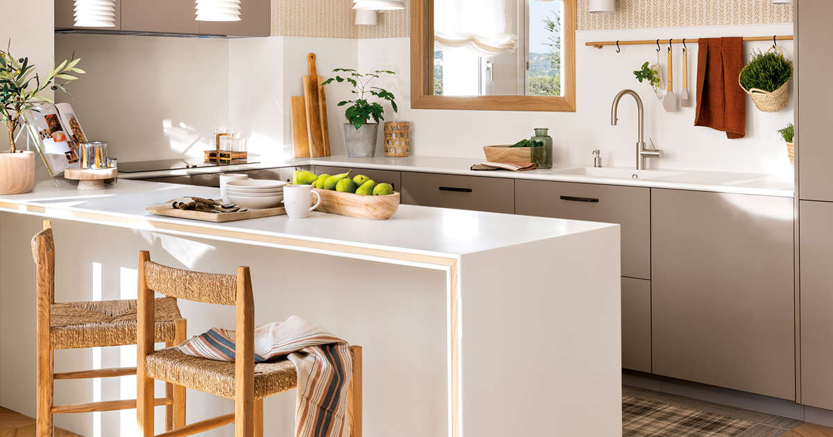 Si tuviera que renovar mi cocina pequeña, copiaría estas 8 ideas REALES ...