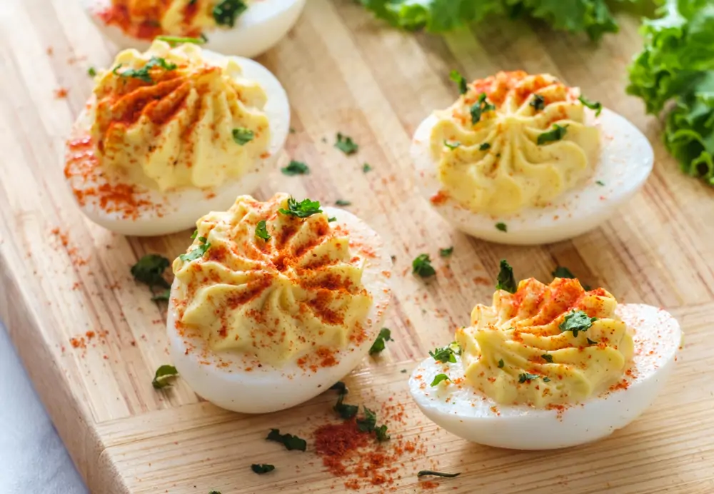 El chef José Andrés revela su receta de huevos rellenos: fácil, clásica ...