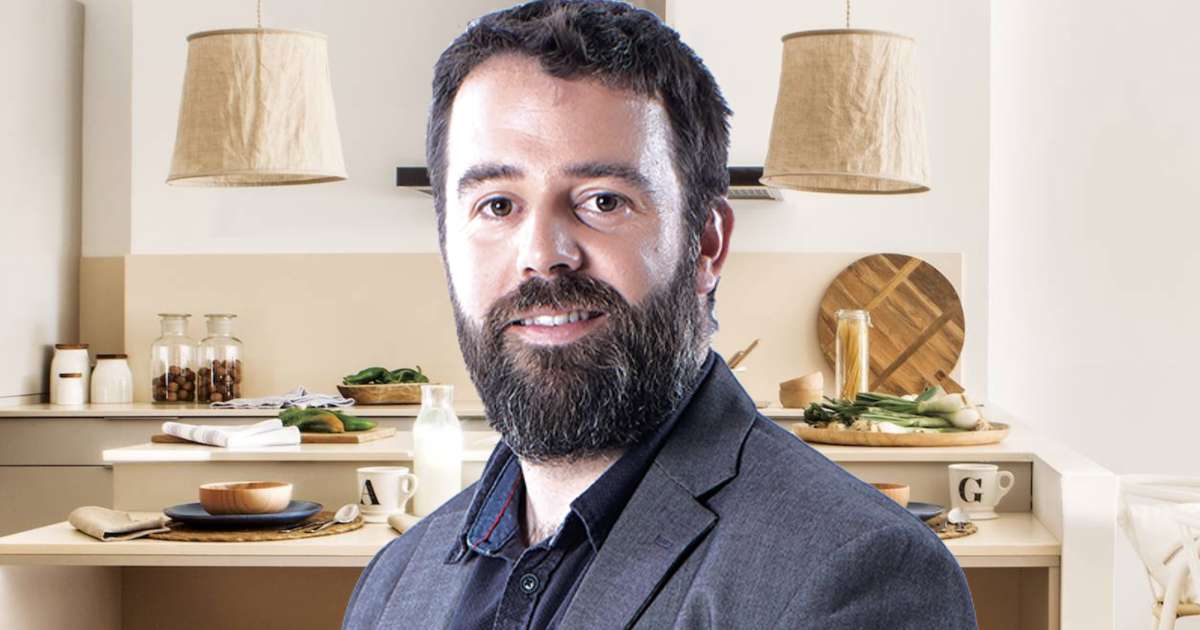Albert Jané, arquitecto:"En una cocina pequeña tiene que haber un ancho ...